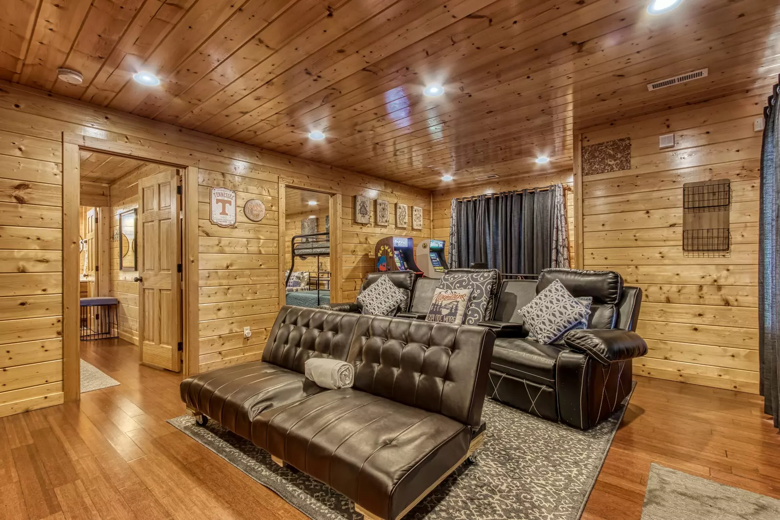 RYLAND'S RIDGE - 3 bedroom Cabin in Sevierville