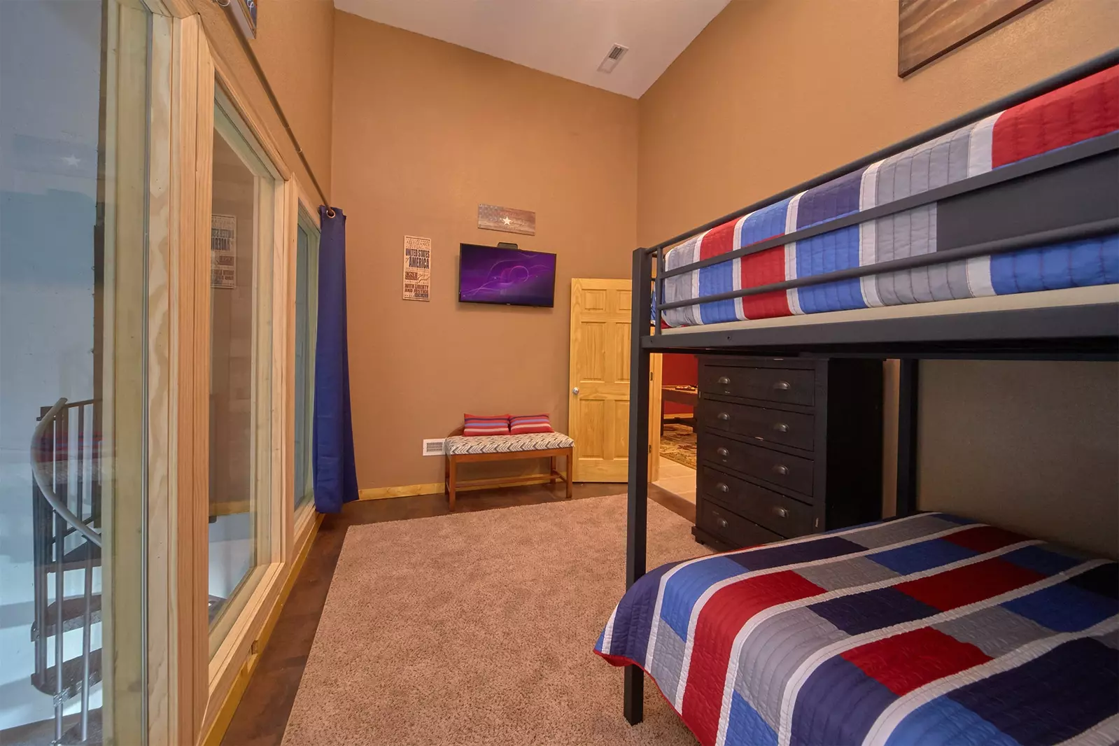 TOP NOTCH LODGE - 6 bedroom Cabin in Sevierville