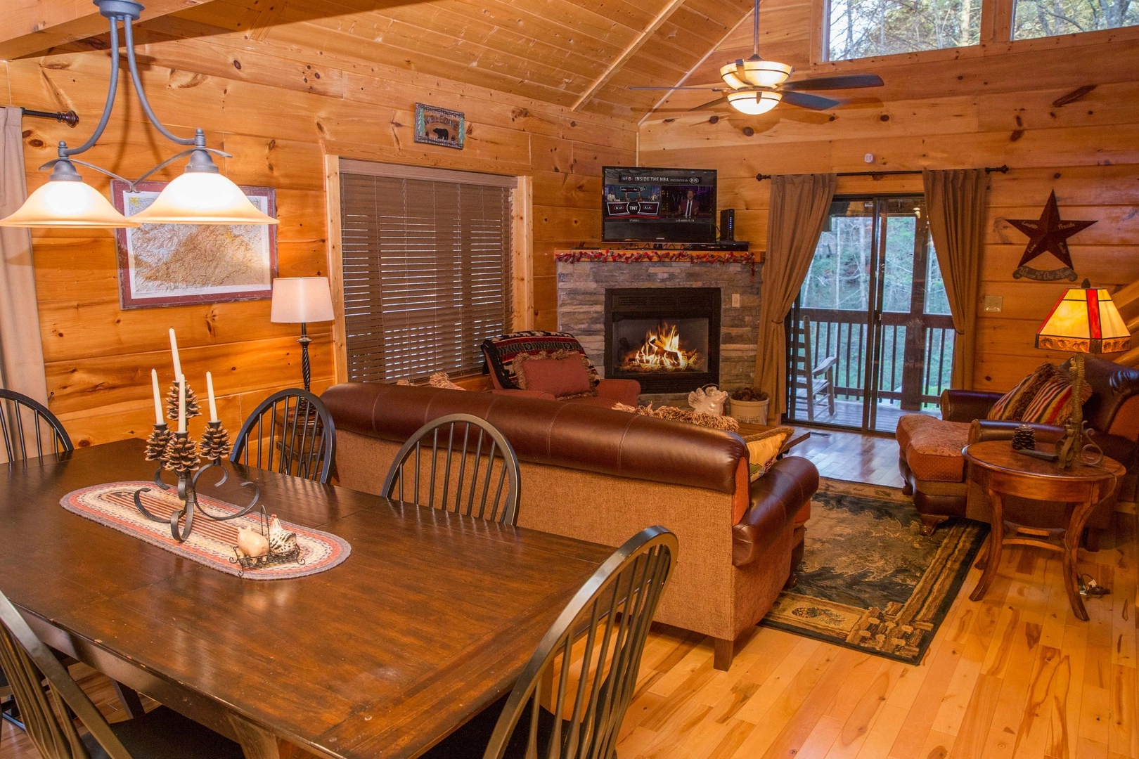 CUB CREEK LODGE - 3 bedroom Cabin in Sevierville