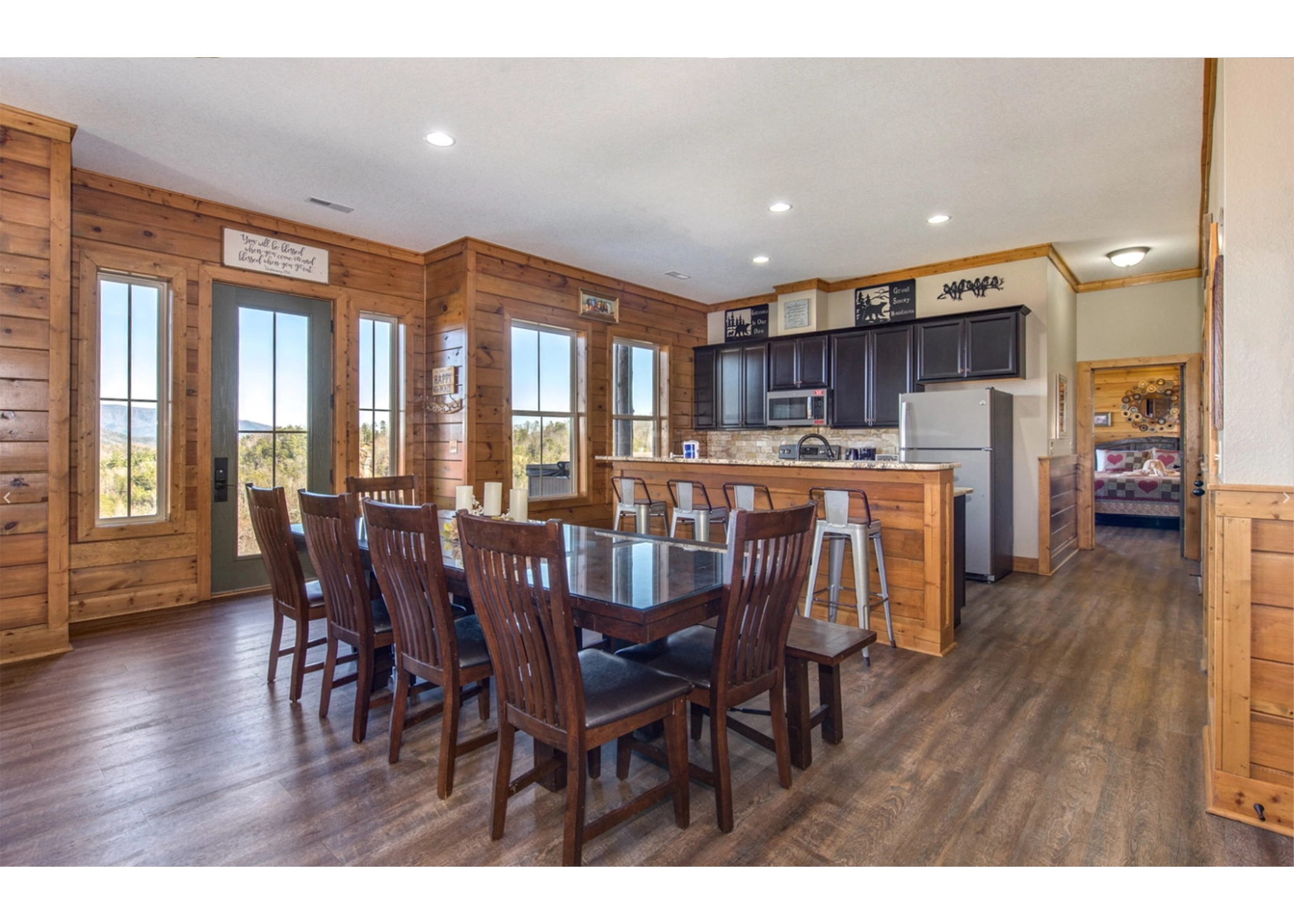 HEAVEN'S WINDOW - 5 bedroom Cabin in Sevierville