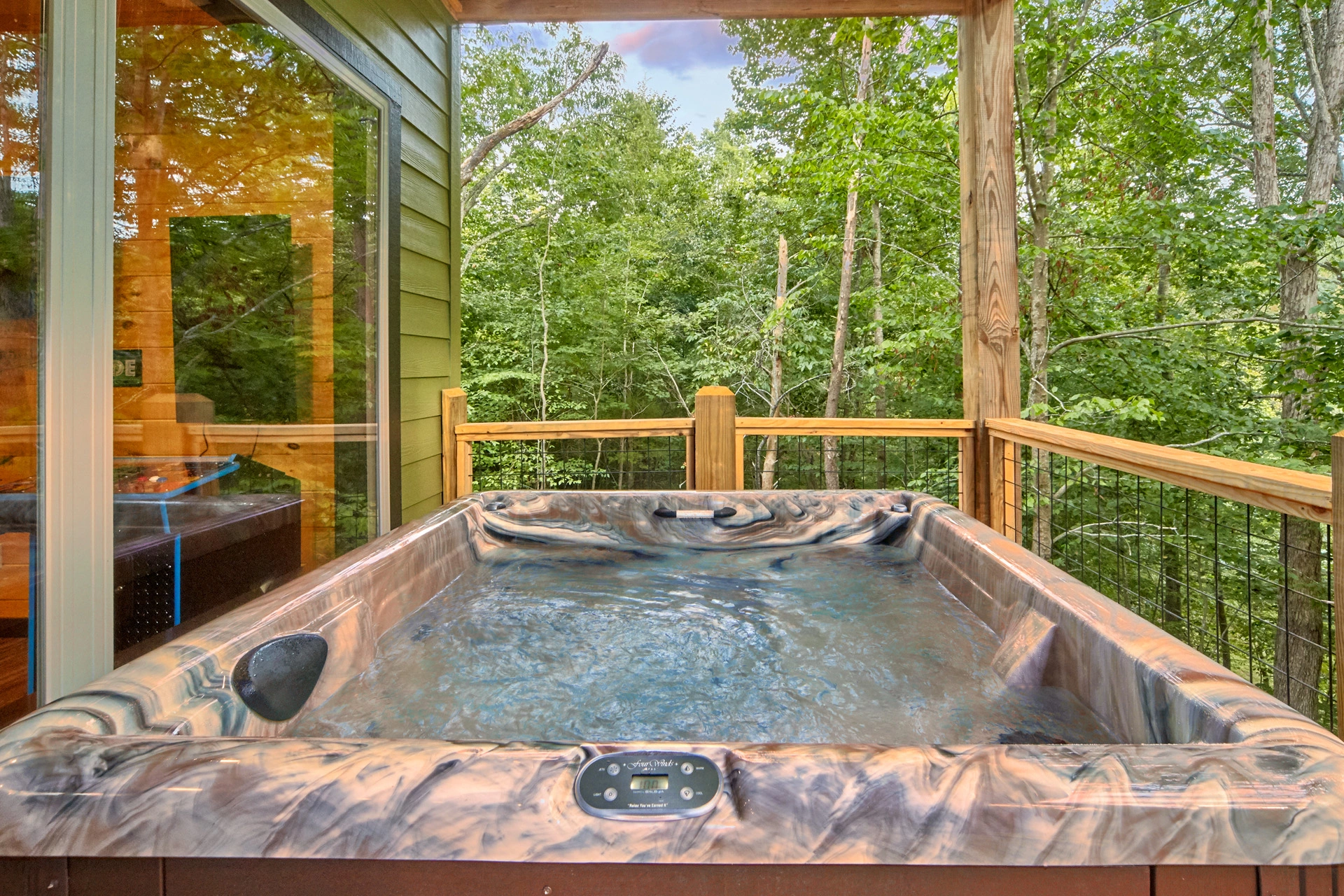 SPLASHIN' AROUND - 3 bedroom Cabin in Sevierville