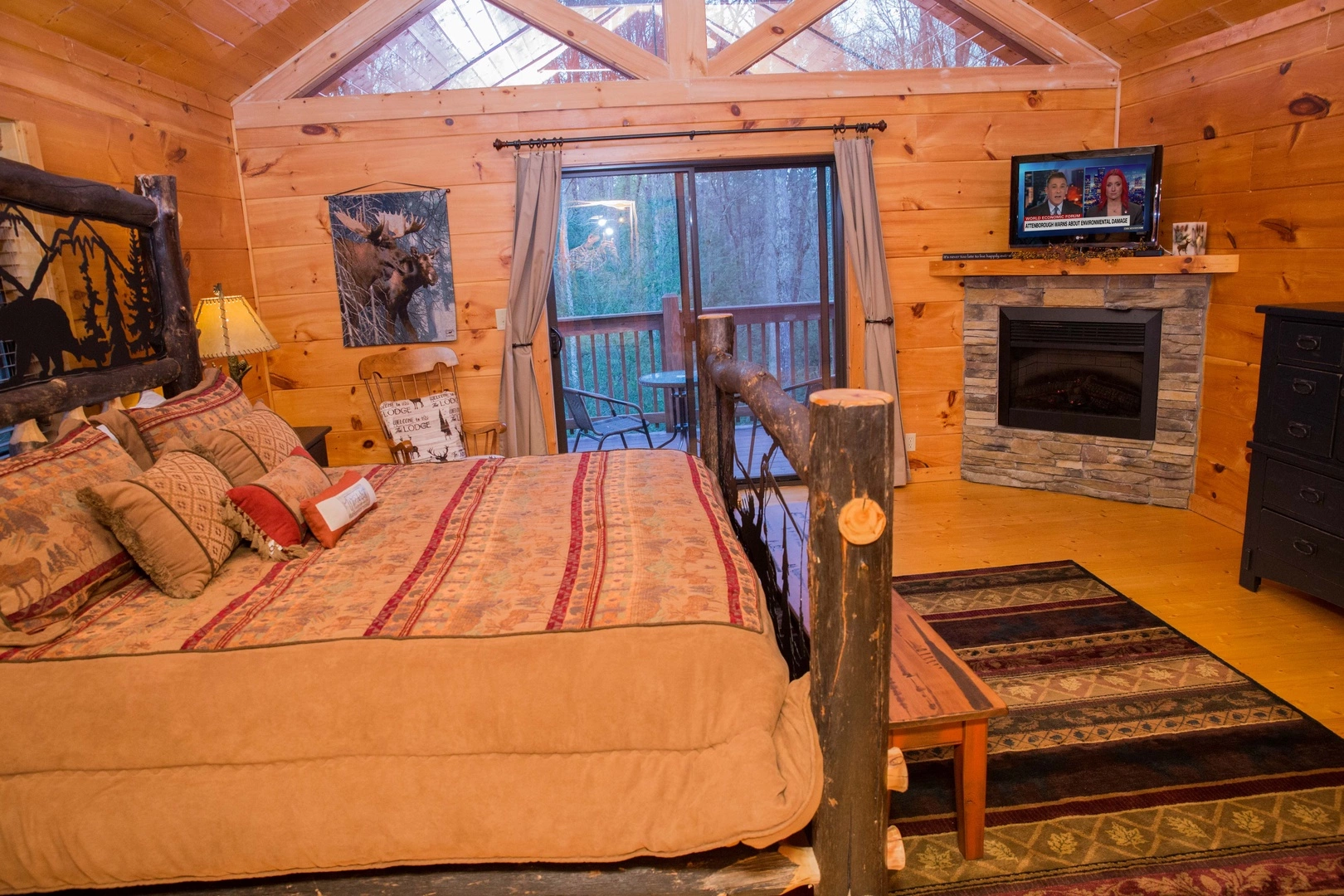 CUB CREEK LODGE - 3 bedroom Cabin in Sevierville