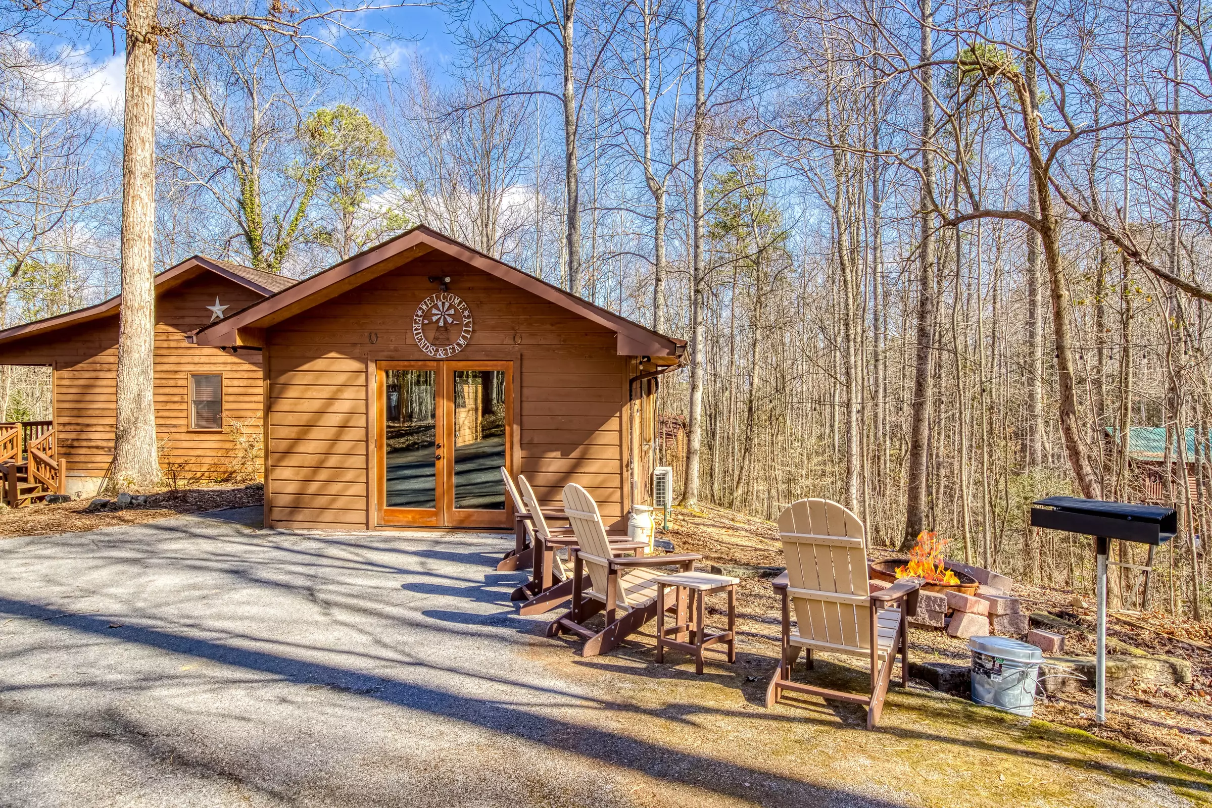 LUMBERJACK LODGE - 2 bedroom Cabin in Sevierville