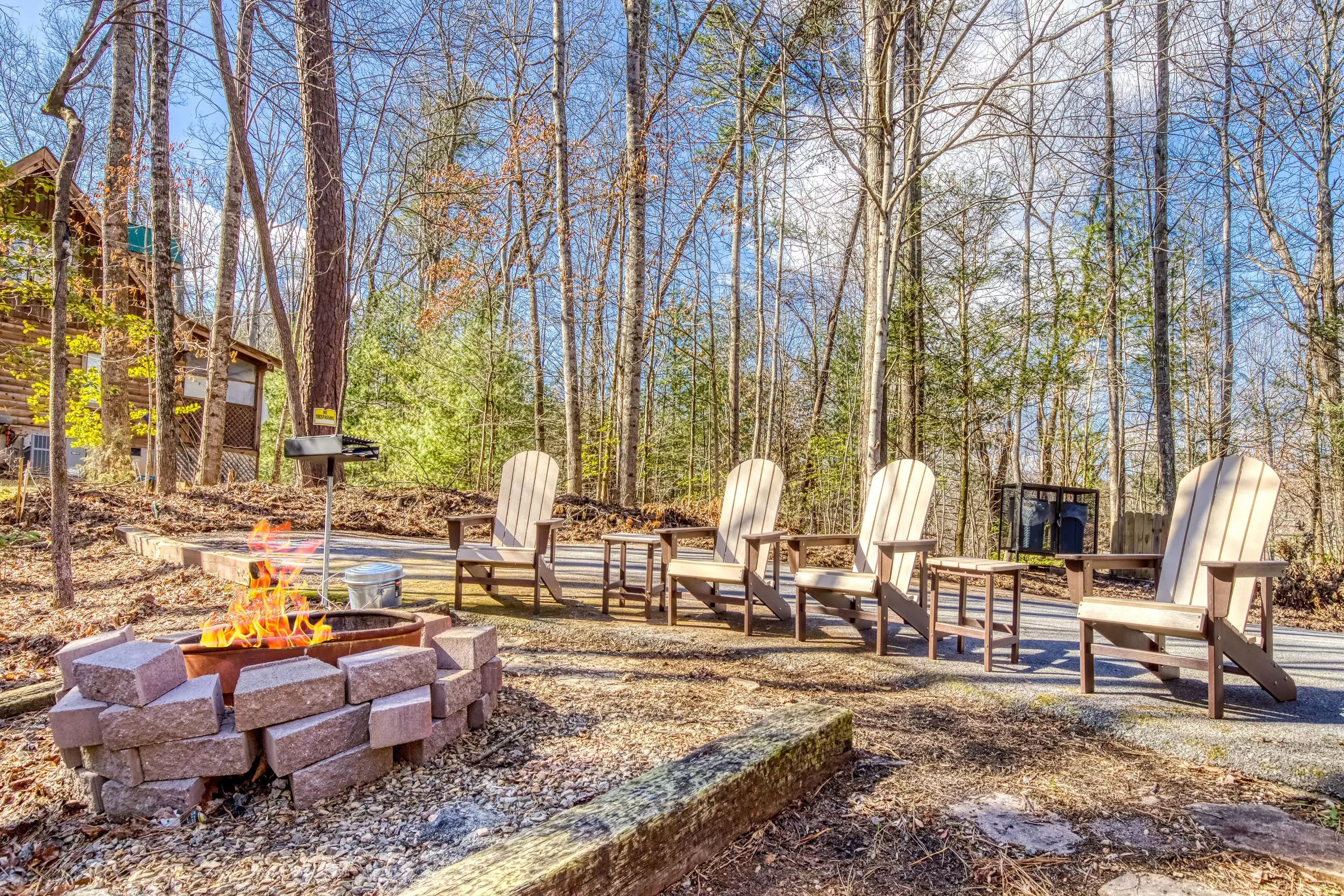 LUMBERJACK LODGE - 2 bedroom Cabin in Sevierville